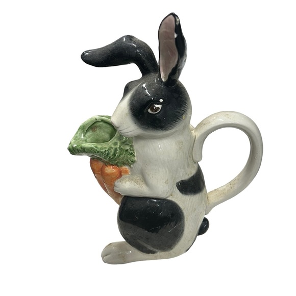 Fitz and Floyd | Dining | Fitz Floyd Kensington Rabbit Pitcher Vase 2 1 ...